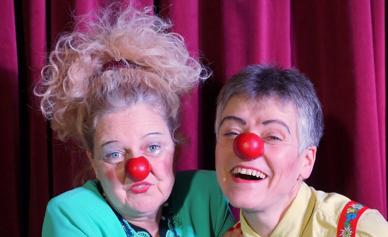 ClownsZeit - "die Zambalas" spielen "Moments" in Essen | Theater